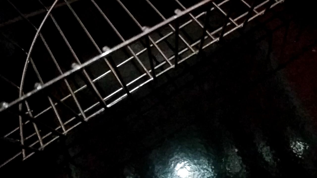 Alat peniris minyak gorengan, peniris minyak goreng, alat dapur, wadah ...