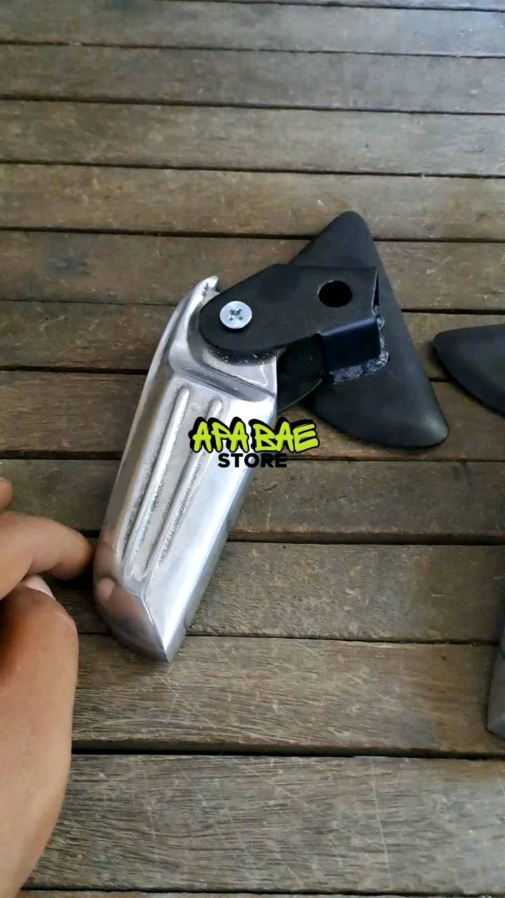 PUSTEP FOOTSTEP VESPA MATIC type SPRINT,LX125,S125 PRIMAVERA S135V ...