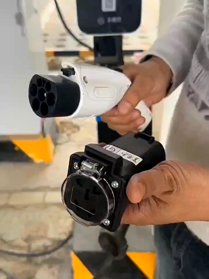 ADAPTER SPKLU ADAPTOR COLOKAN PLN MOTOR LISTRIK MOLIS SOKET PENYAMBUNG ...