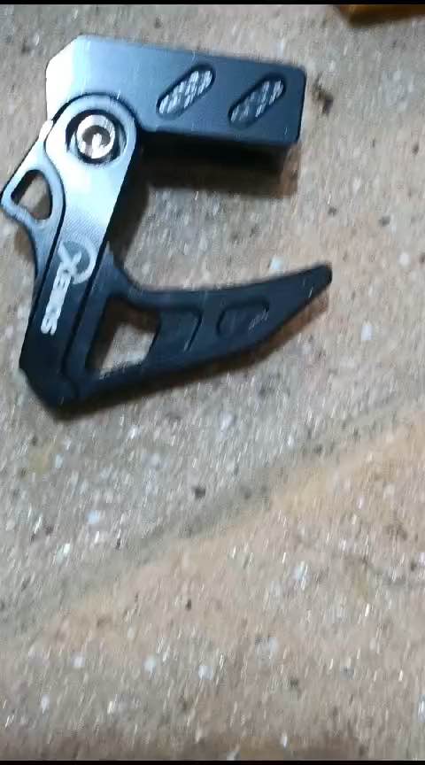 Gantungan / Cantolan barang RUBY NEW BY XENOS pemasangan di dudukan ...