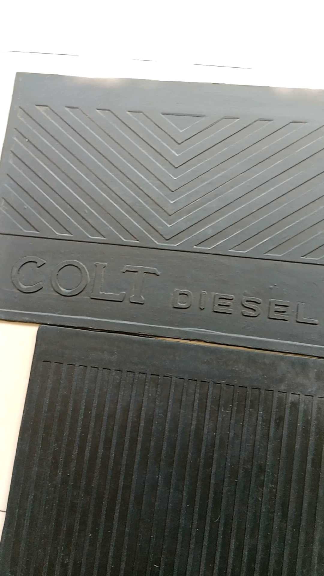 Karpet lumpur roda bahan karet colt diesel depan belakang, Harga 1 set ...