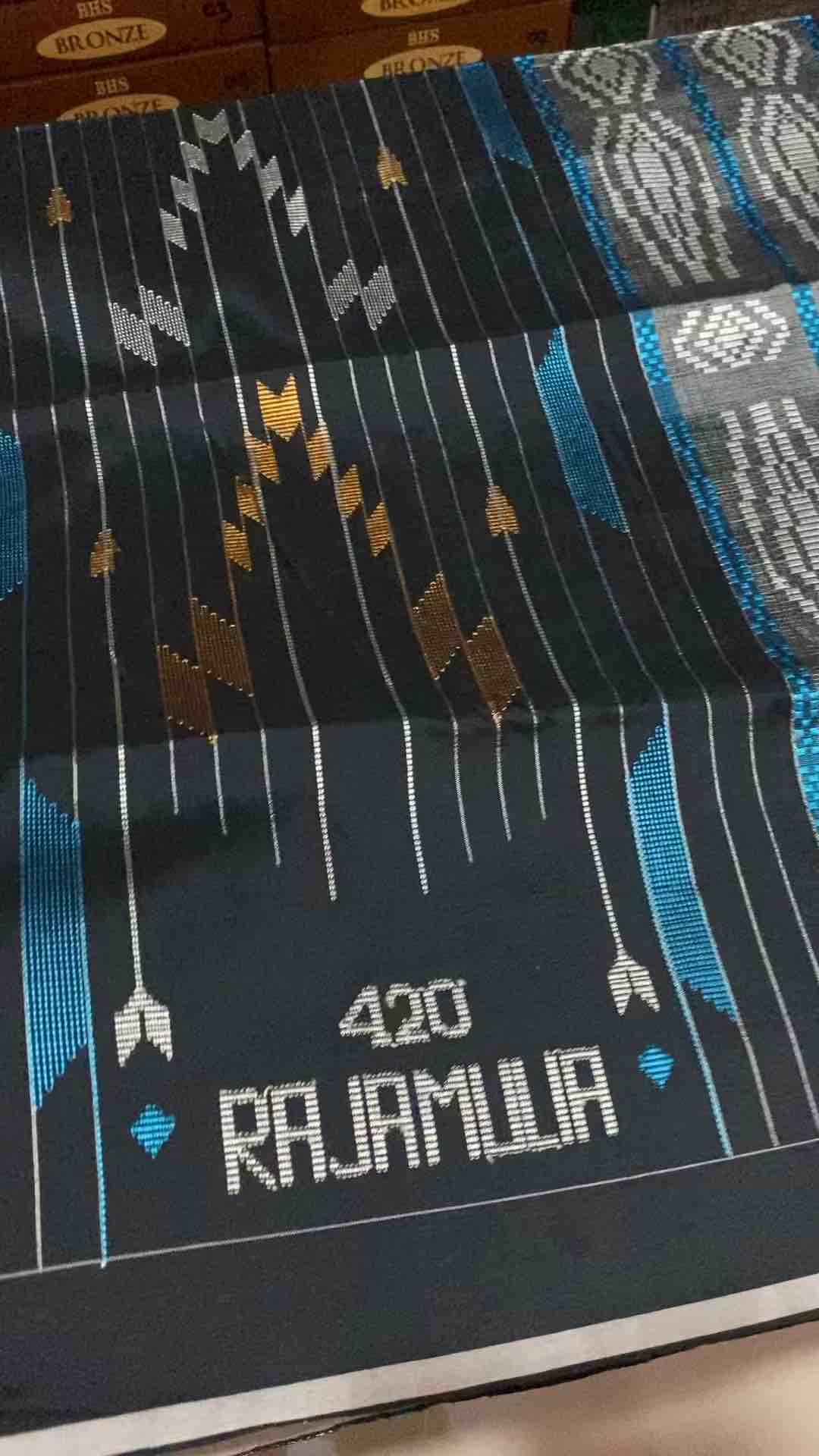 SARUNG SULTAN TENUN SUTRA RAJA MULIA 420 LENGKAP TAS SULTAN | Lazada ...